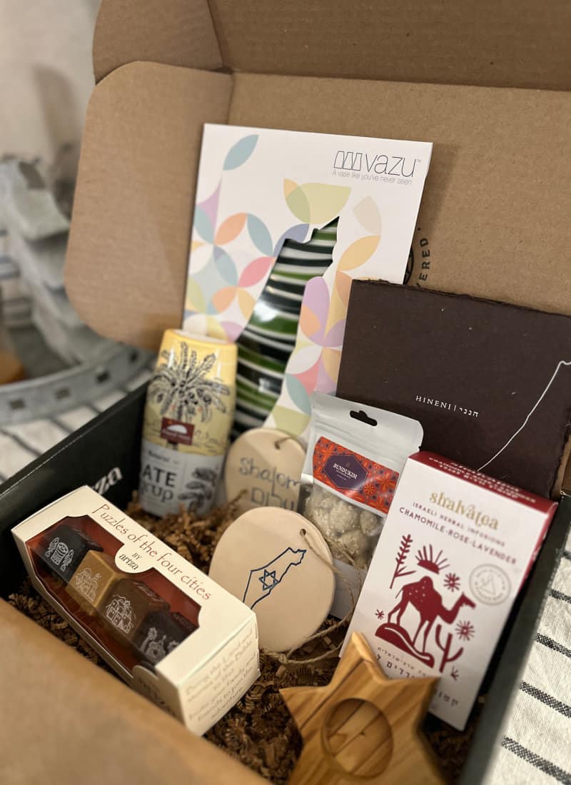 Teach Your Kids about the Holy Land: With Artza box! » Chicken Scratch ...